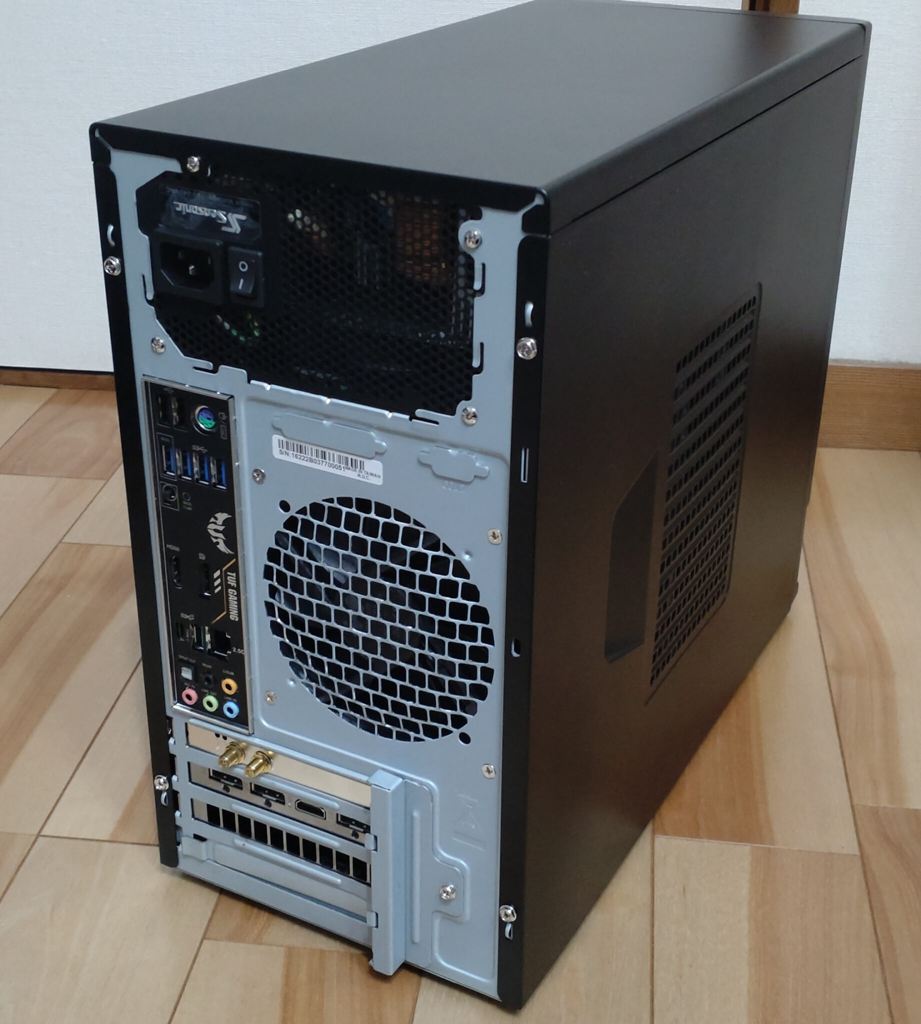 ミニタワー型PCケース（IN WINのEM-048）でゲーミングPCを組み立てられるか試してみた！ | にらのり雑記ブログ